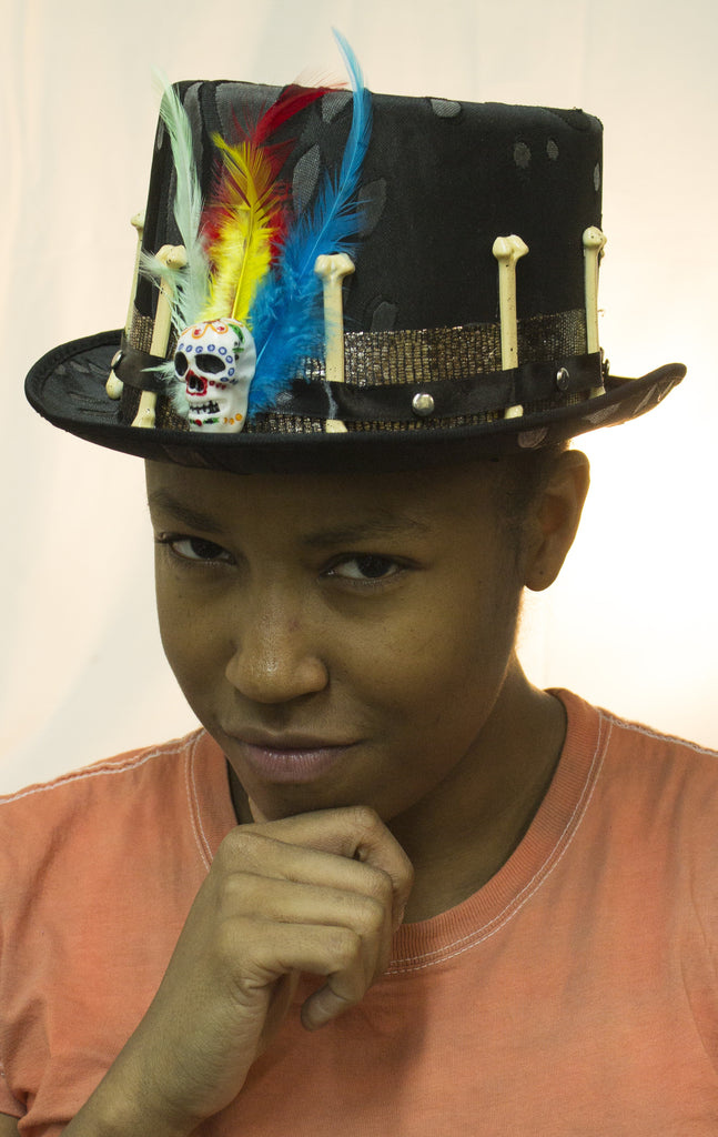 Black Voodoo Top Hat w/ Feathers, Skull & Faux Snake Band – LindasGifts